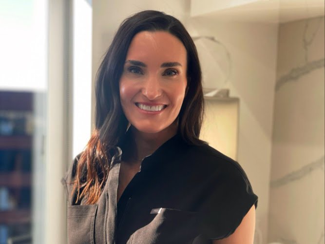 Amanda Muiter, NP-C at District Plastic Surgery - Spa Looker