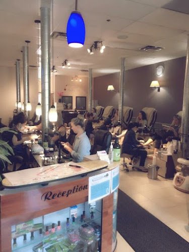 Elite Nails + Spa - Spa Looker