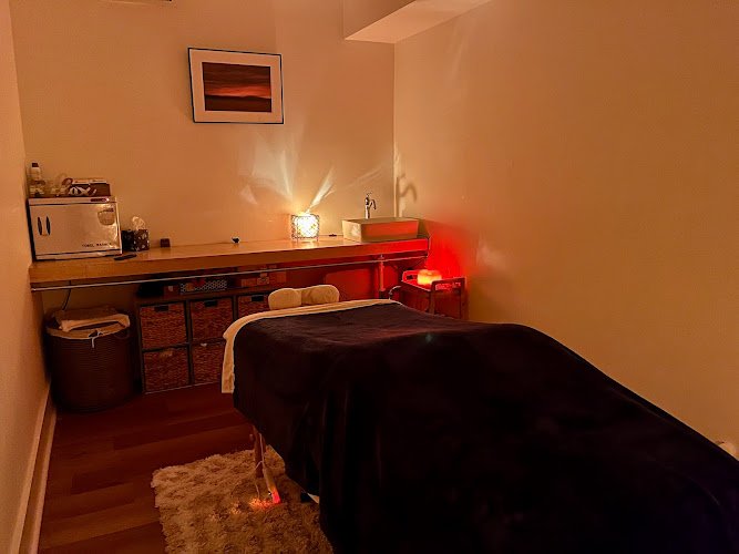 Intuitive Healing Massage and Bodywork Therapy - Spa Looker