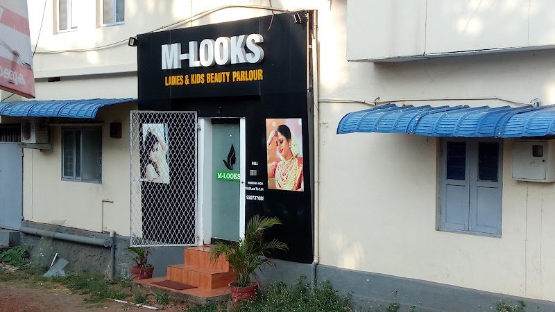 M-looks Beauty Parlour - Spa Looker