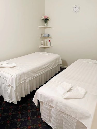 Massage Spring - Spa Looker