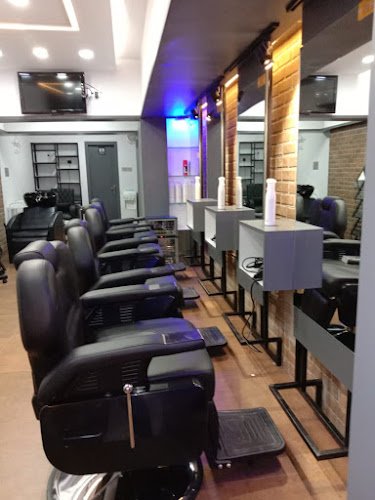 Pro Plus Smart Salon - Spa Looker