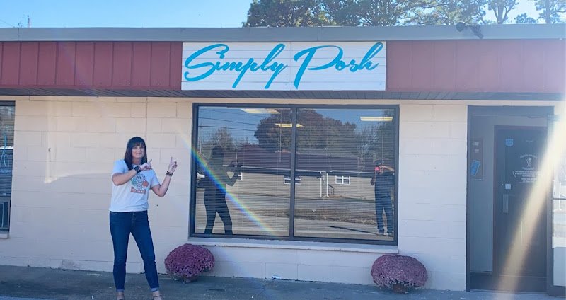Simply Posh Day Spa - Spa Looker
