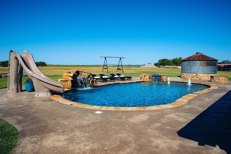 Splash Pools & Spas - Spa Looker