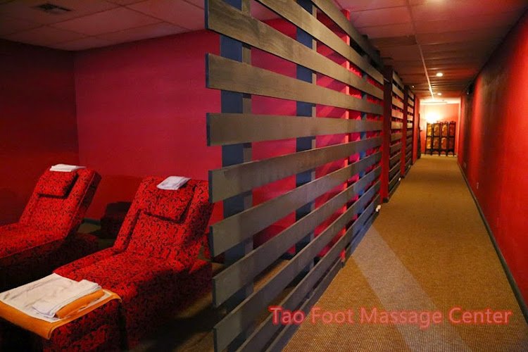 TAO Foot Massage - Spa Looker