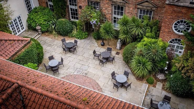 The Bridge Hotel & Spa - Spa Looker