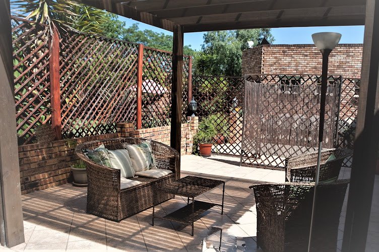 The Lazy Grape Guest Lodge & Spa - Spa Looker