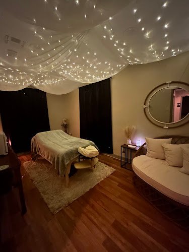 The Massage Spot - Spa Looker