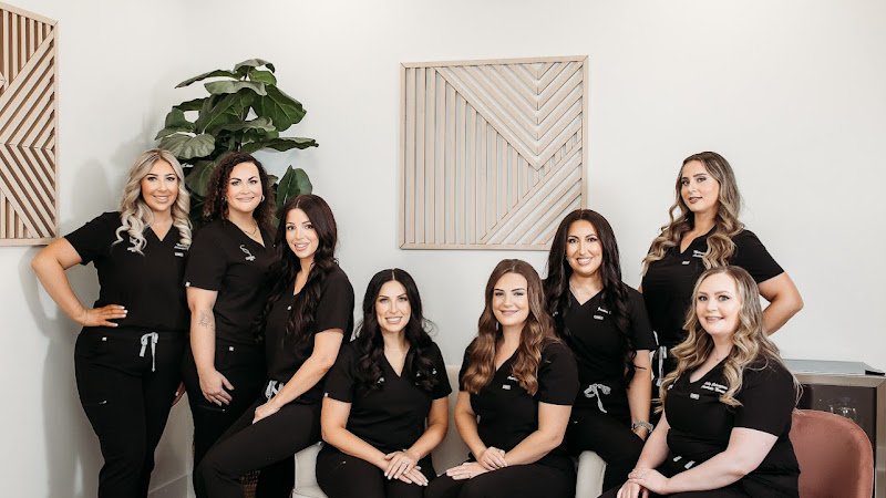 The Shine Spa - Spa Looker