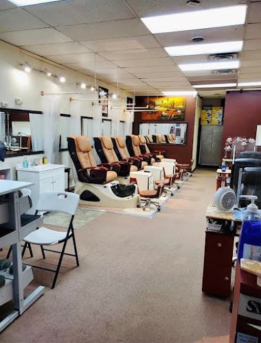 Tips & Toes Nail Spa - Spa Looker