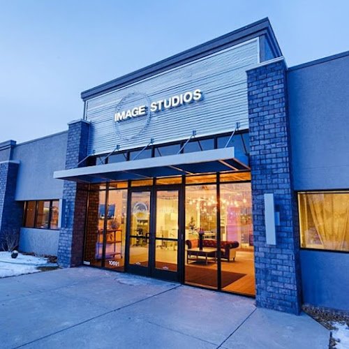 Urban Retreat Spa Studio - Spa Looker