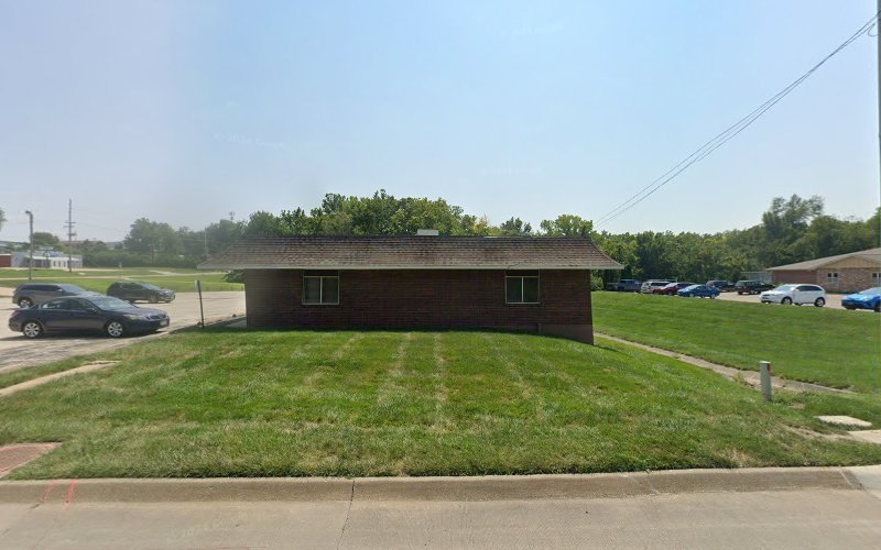 Very Custom Hair Design - Spa Looker